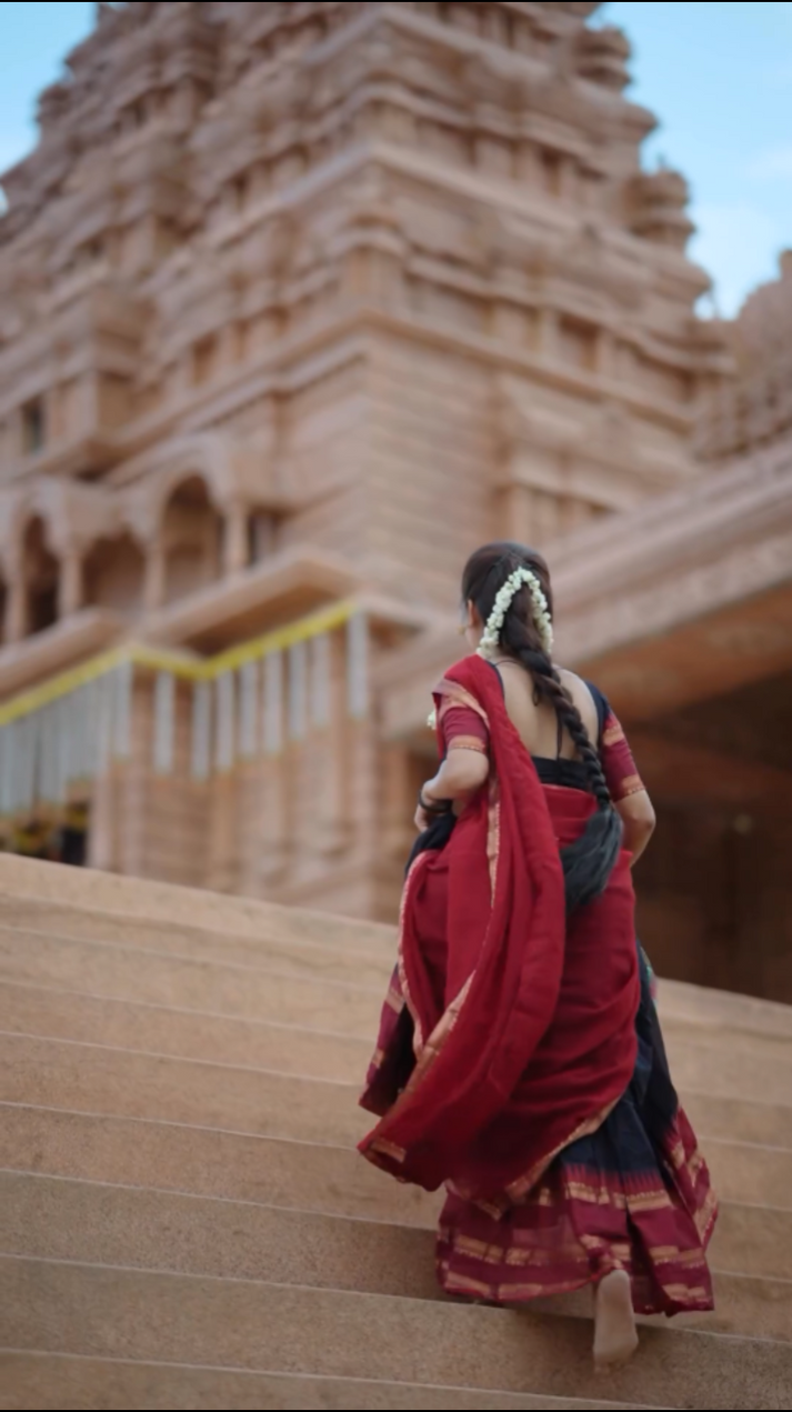 New half saree – Manthree